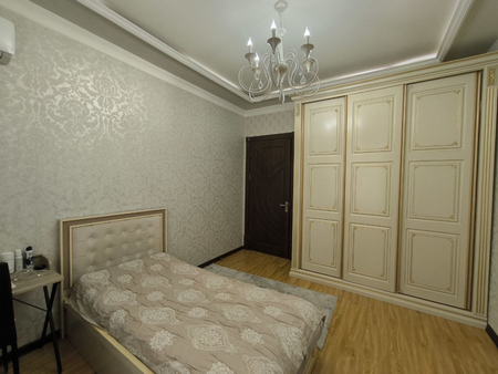 Паркенский 3/4/5 Golden House Закрытый двор