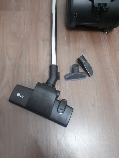 Продаю пылесос LG TURBO