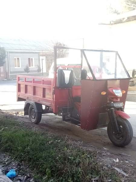 Юк ташиш хизмати