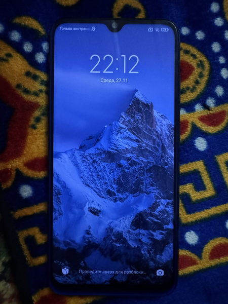 Redmi note 8    4/64гб