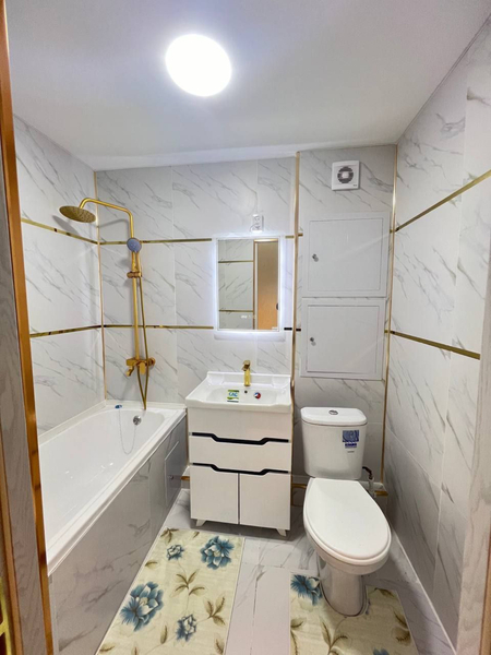 Sotiladi Chilonzor 8 kv 2 xona 3 xona qilingan 2 etaj 4 etajka dom