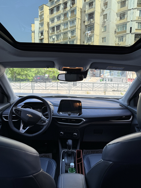 Продам Tracker 2 Premier Plus