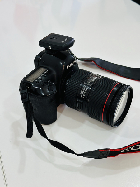 Canon 5D mark4 sotiladi Holati zoʻr narxi kelshiladi