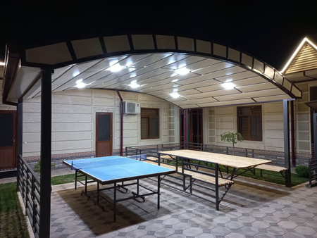 Oq tosh dacha ijara kunlik