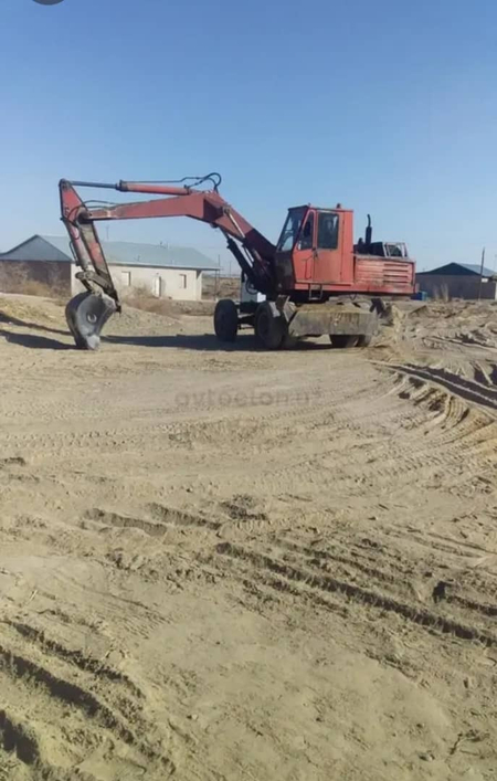 3322 Ekskvator 1990