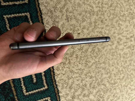 iphone 8 B/U srocniga sotiladi 800 000 mingga eng pasti