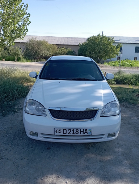 Ласетти 1.8 холати яхши