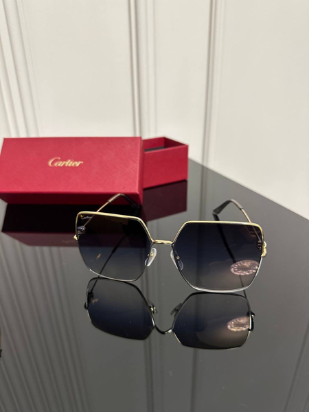 Продаются очки cartier