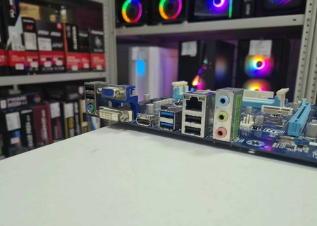 Материнская плата 1155 Gigabyte GA-H77-DS3H DDR3