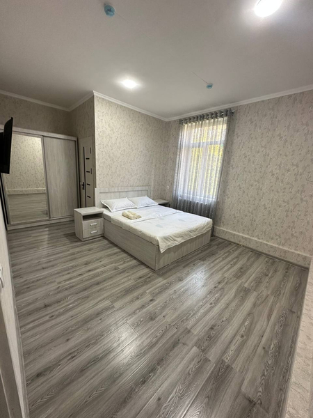 Hotel bez zaks qabul qilinadi