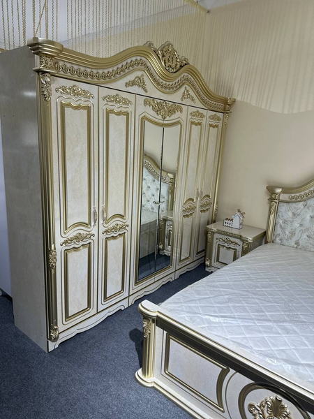 Spalniy Kamplekt Mdf Krashniy Kamplekt Sifatli Baquvat Matras bilan