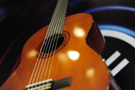Самая популярная классическая гитара в мире YAMAHA C40/02