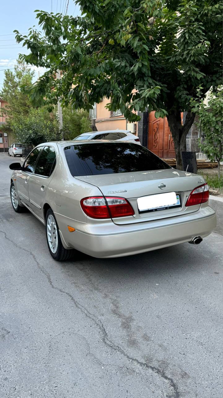 Nissan Maxima a33