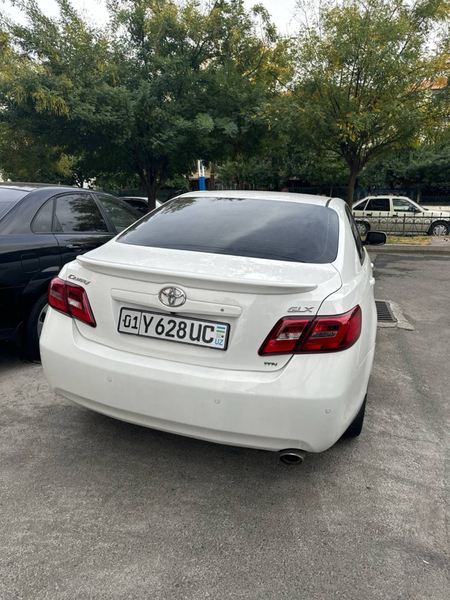 toyota camry 2007 yil