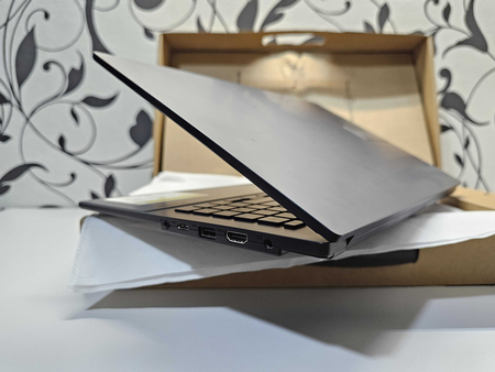 ПРОДАМ ASUS Vivobook Go 15 OLED Ноутбук Ryzen™ 3-7320U/8GB-DDR5/512SSD