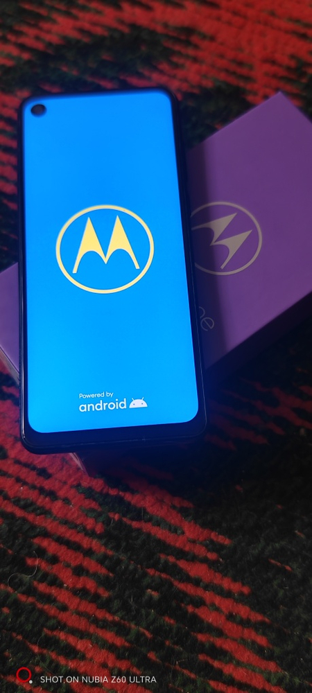 Motorola one 128gb srochna sotiladi