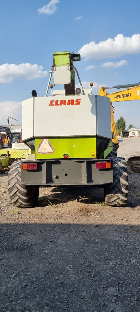 Ягуар комбайн класс 840 4х4 2000год