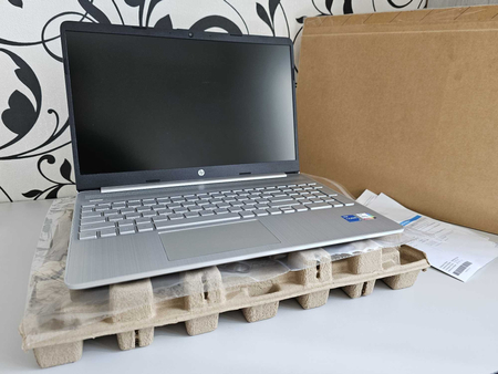 ПРОДАМ HP Laptop 15S (2024) Ноутбук Core™ i5-1235U/8GB/512SSD/15.6\\\