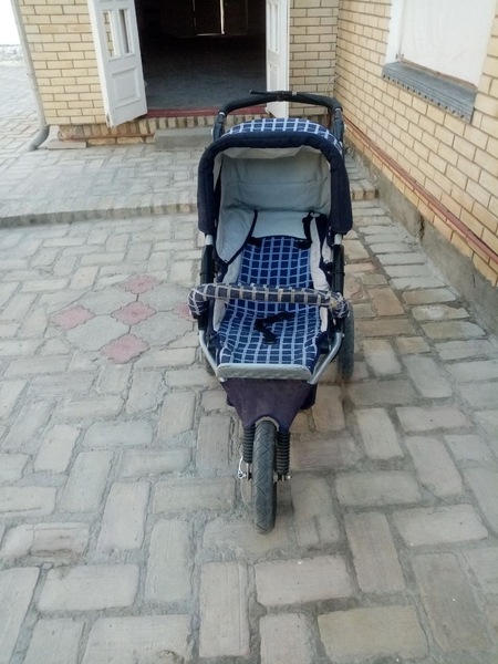 Продам коляску в хорошем состоянии