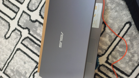 Novtbook vivoBook_Asus
