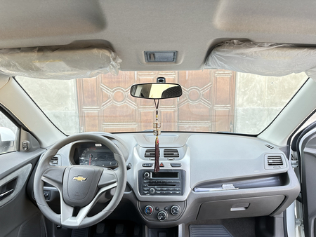 COBALT LTZ M/T mexanika 3 pozitsiya sotiladi. 2013 yil