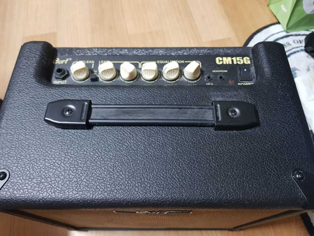 Комбоусилитель для акустической гитары CORT 15G