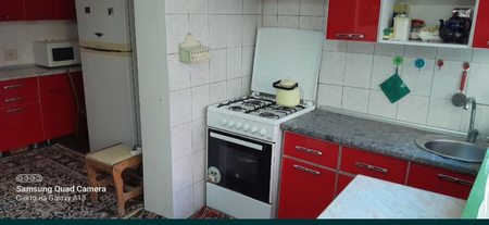 Arenda chorsu samarqan darvoza 2 hona 1 etaj