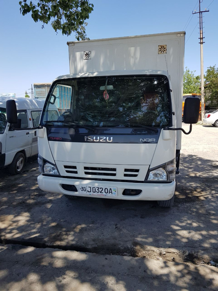 Isuzu 2016 yil metan gaz 4 ta 100 talik