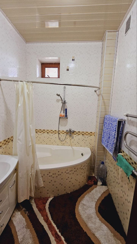 Продается участок КИБРАЙ центр