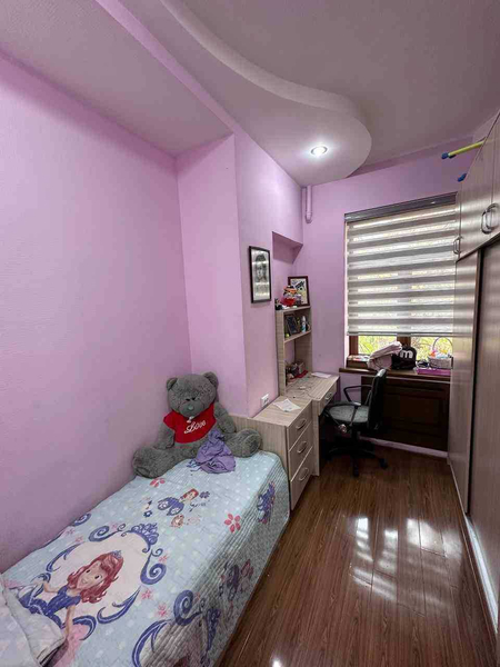 ул.Ш.Руставели Школа№ 160 3-комнатная 3/3 70 м² ремонт выс.пот