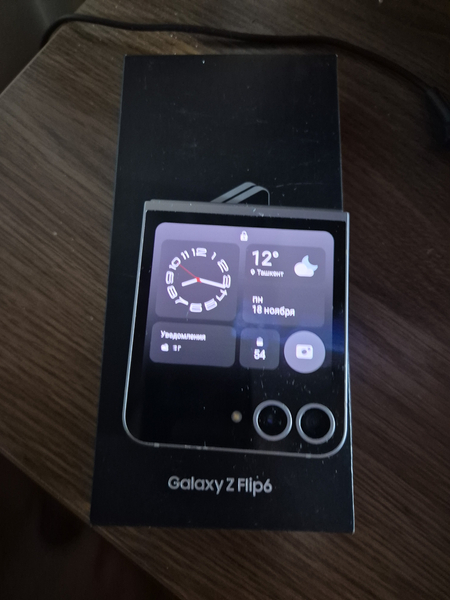 Продам Samsung Z FLIP 6 256gb