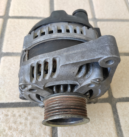 Honda accord 08/09 2.4L генератор