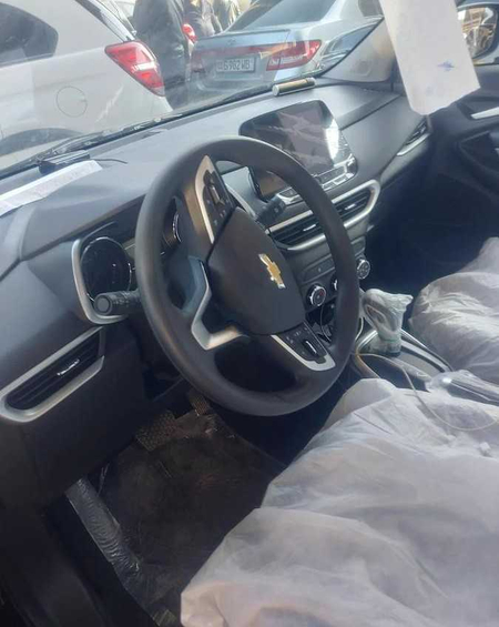 Chevrolet Tracker 2023 Ribosiz Nasiya savdoga bolib tolash