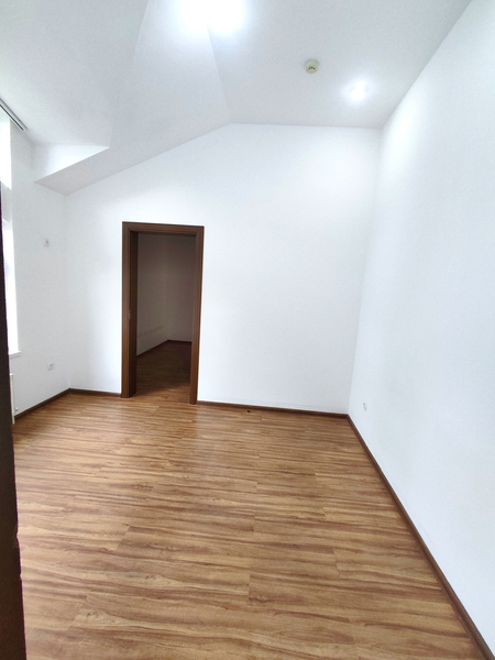 Аренда 152м² на Ц1, 64 школа, памятник Шастри