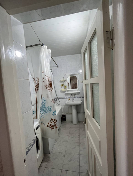 Продается квартира, Госпитальный Массив, 3/7/9