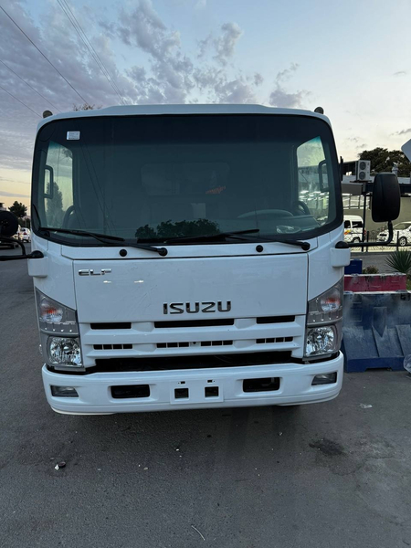 ISUZU CNG рама холатда 2019 йил холати зор баллонлари янги 32000км