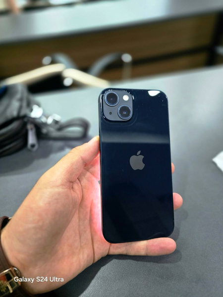 Iphone 13 Yengi sostayeniya