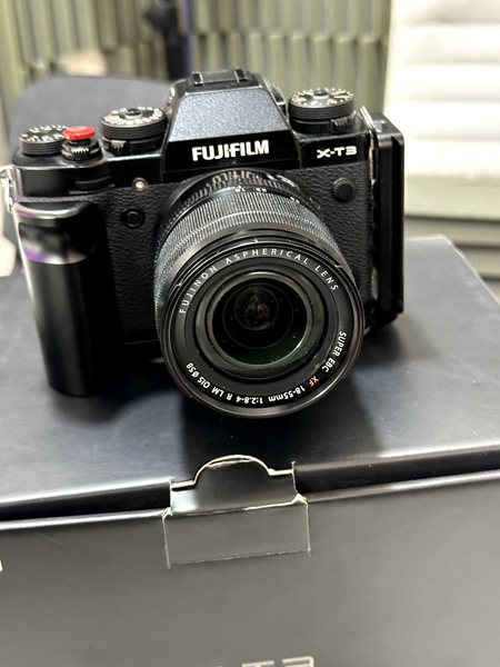 Fujifilm XT-3 +18-55 В хорошем состоянии