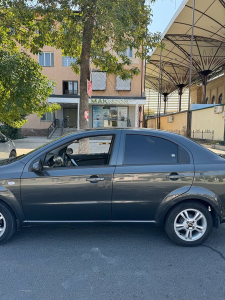 Nexia 3  2020yil avtomat Gazi bor toza