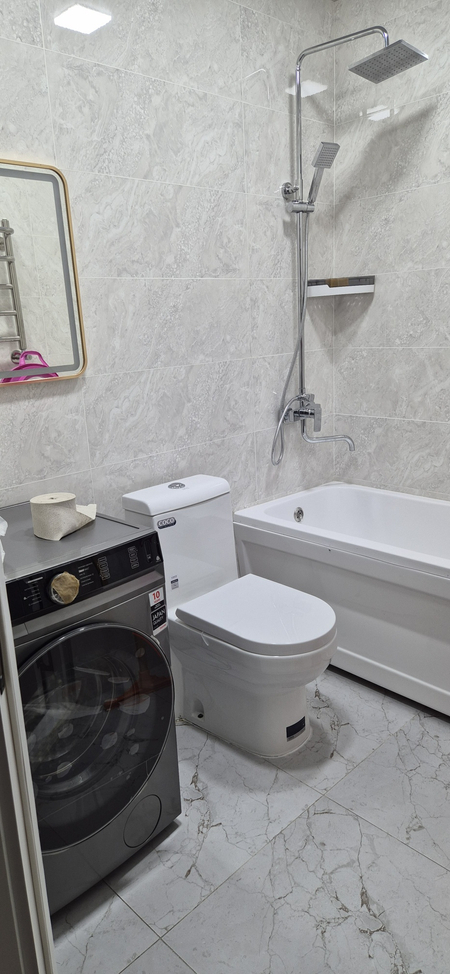 Qoratosh maxallada 2 xonali kv sotiladi