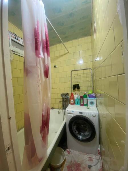 Продажа 2 хона 4 етаж 4 етажл 
Кора камиш 2/1
