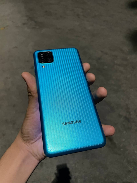 Samsung Galaxy F12