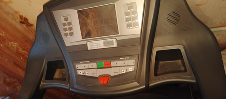 Продается беговая дорожка