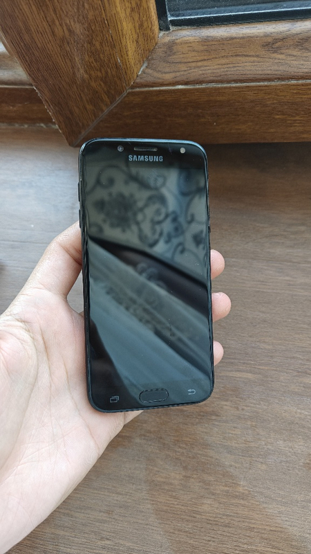 Samsung J5 2017 на запчасть