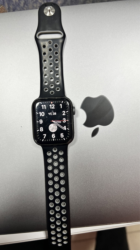 Iwatch 4 44 mm orginal faqat iphonega ulanadi
