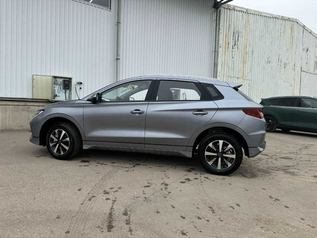 BYD E2 restyling luxry full paket nalichida