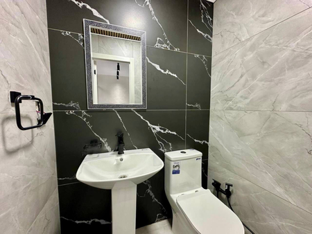 Продается Евро офис Ор-р: Ц-13 85 м2