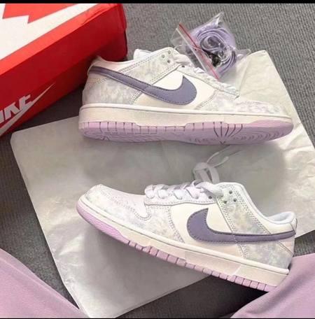 В НАЛИЧИИ NIKE кроссовки