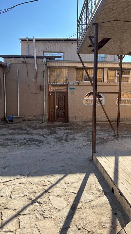 Uy sotiladi xama sharoyitga ega