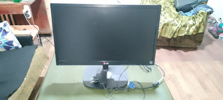 LG led 22 диагональ